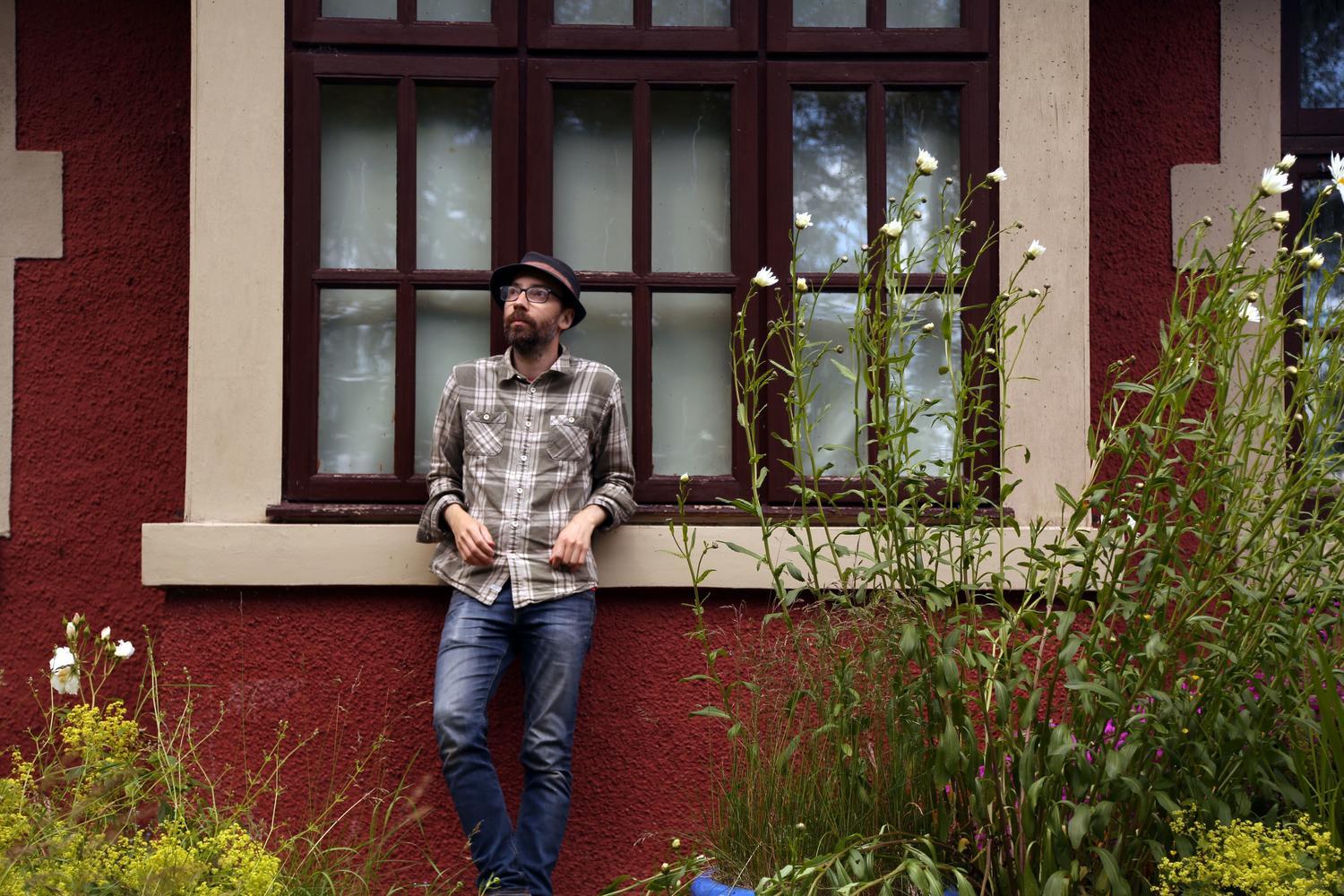 Tommy Perman Interview: How To Make Happy Music | Kıyı Müzik