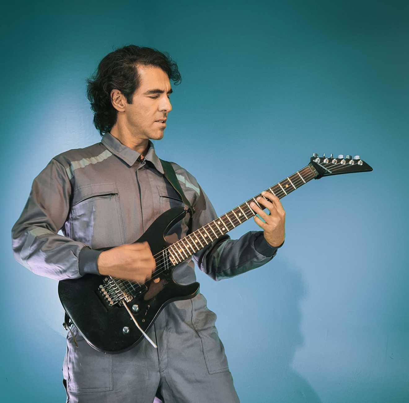 Serdar Öztop’tan “Yine Düştük Yollara” Yorumu | Kıyı Müzik